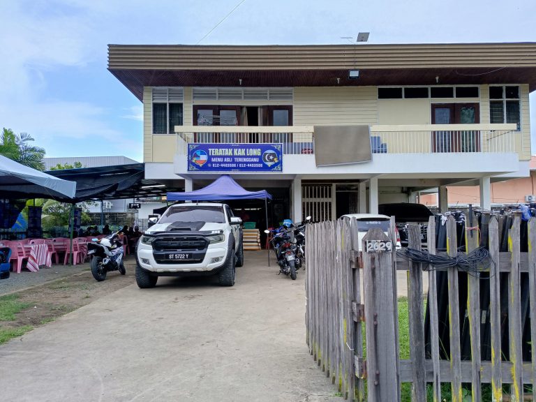 Teratak Kak Long